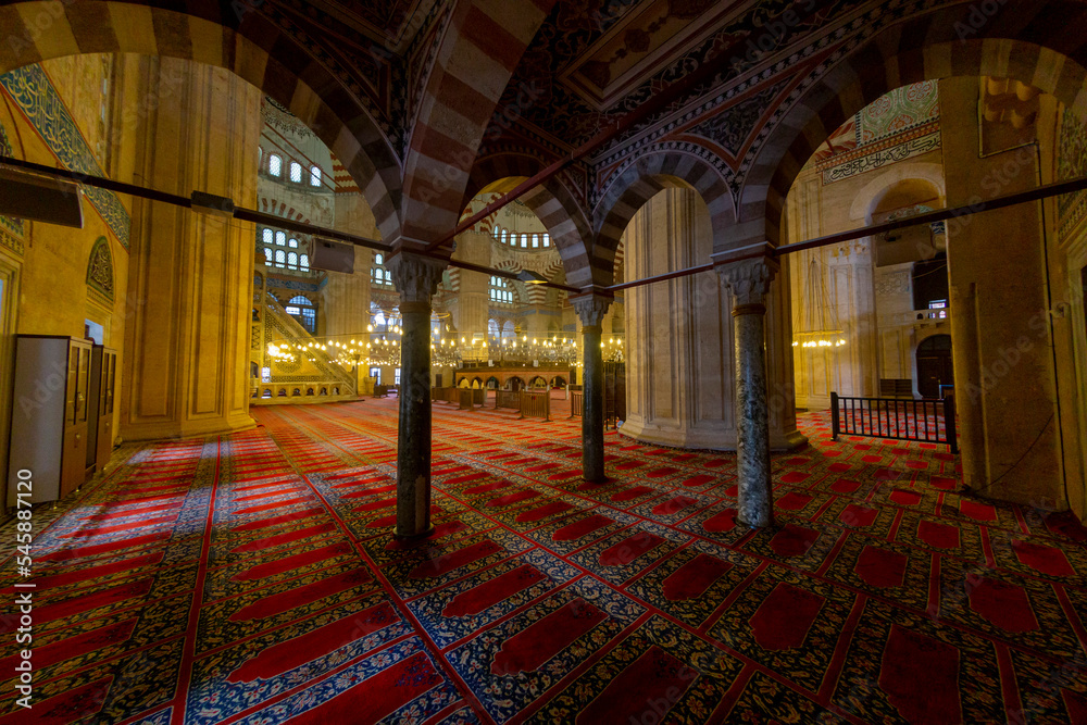 Fotografia do Stock: Interior of the Selimiye Mosque. The UNESCO World ...