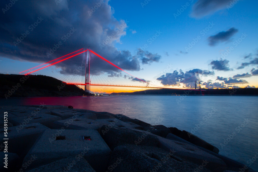 Yavuz Sultan Selim Bridge in Istanbul, Turkey in evening illumination ...
