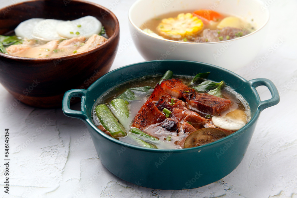 Freshly cooked Filipino food called Sinigang na crispy liempo Stock ...