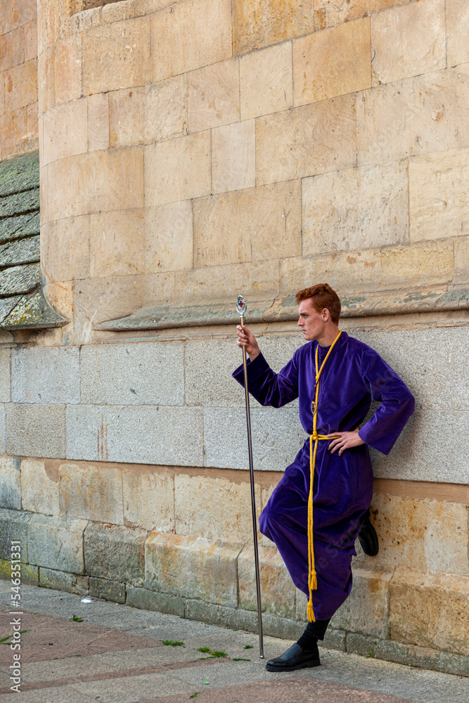 nazareno morado cansado PROCESION DE SEMANA SANTA SALAMANCA 2022 ...