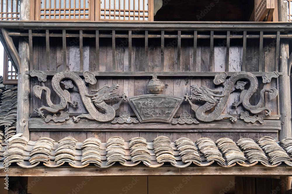 The exquisite wood carvings of Chinese Hui-style architecture, the ...