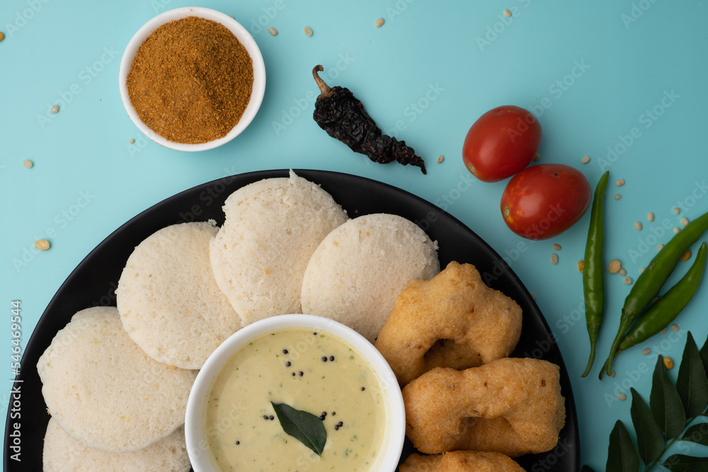 South Indian breakfast-Idli, sambar, wada, coconut chutney Stock Photo ...