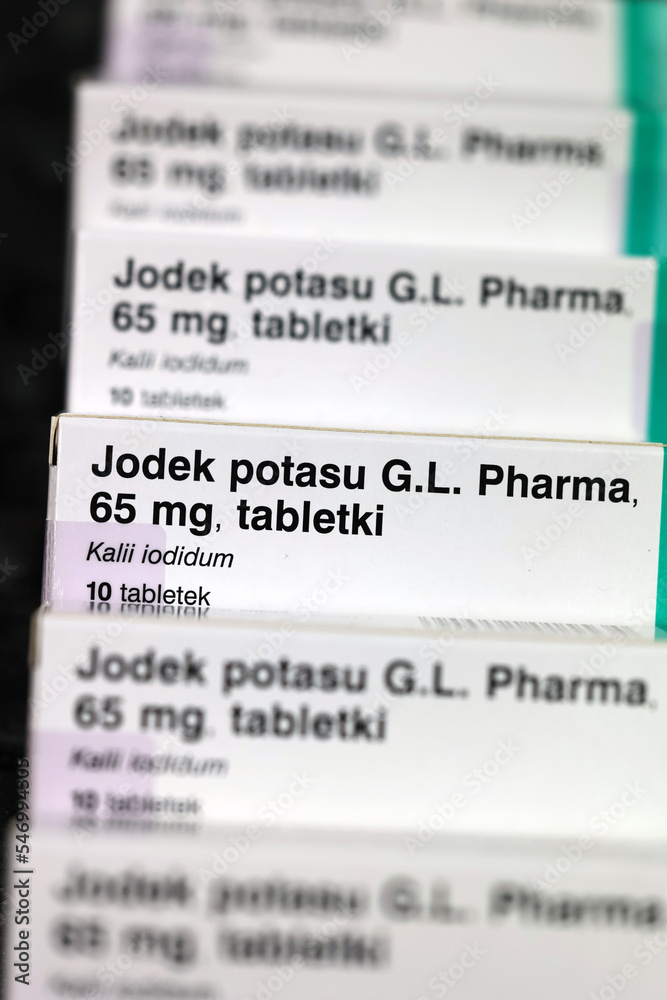 Foto de Jodek potasu - tabletki przygotowane do podania osobie ...