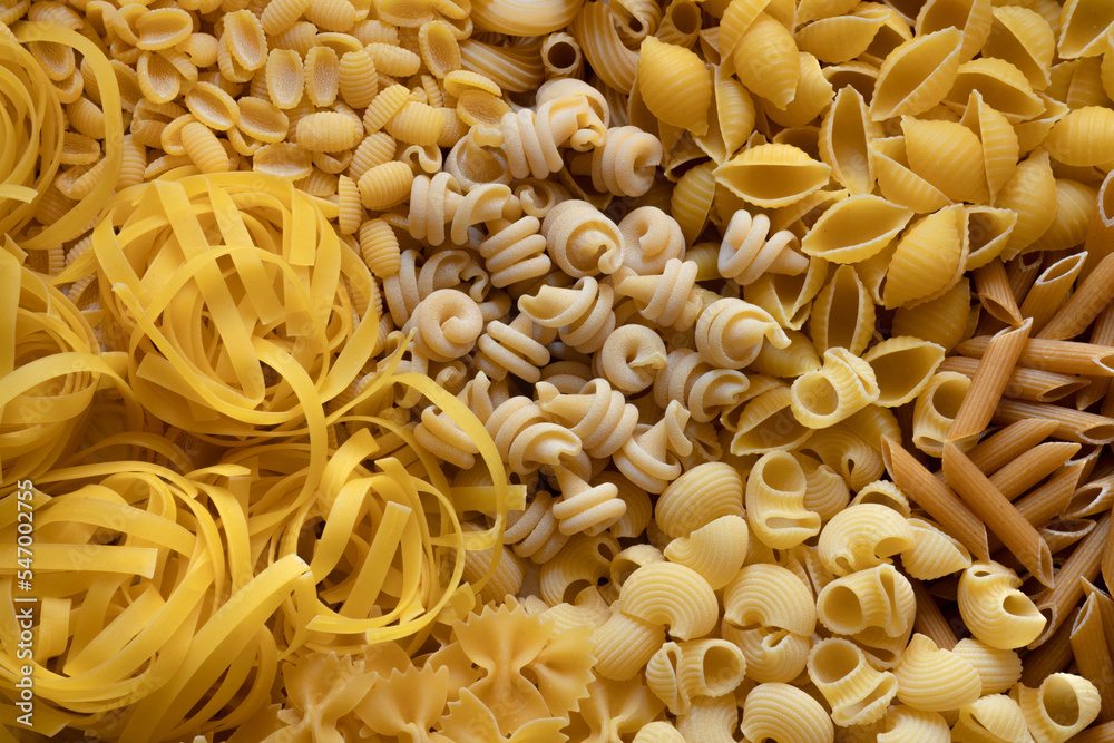 Italian pasta wallpaper, different types and shapes of pasta layout ...
