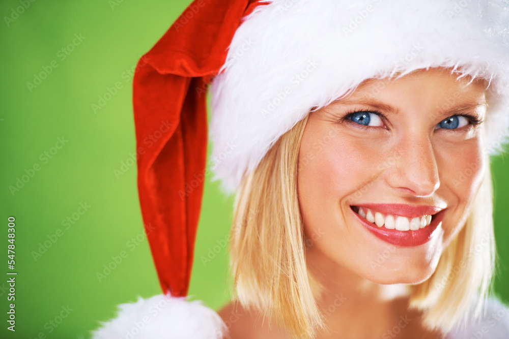 Woman, face or christmas hat on green screen in holiday celebration ...