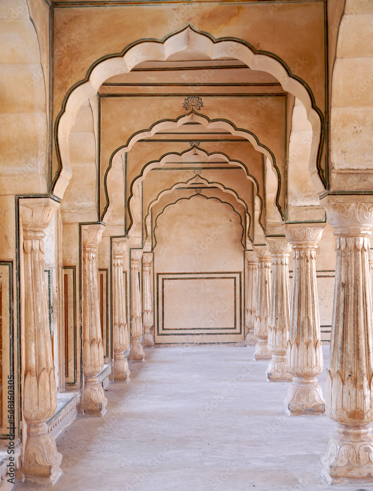 Colonnade Passageway with arched pillars at Hall of Mirrors (Sheesh ...