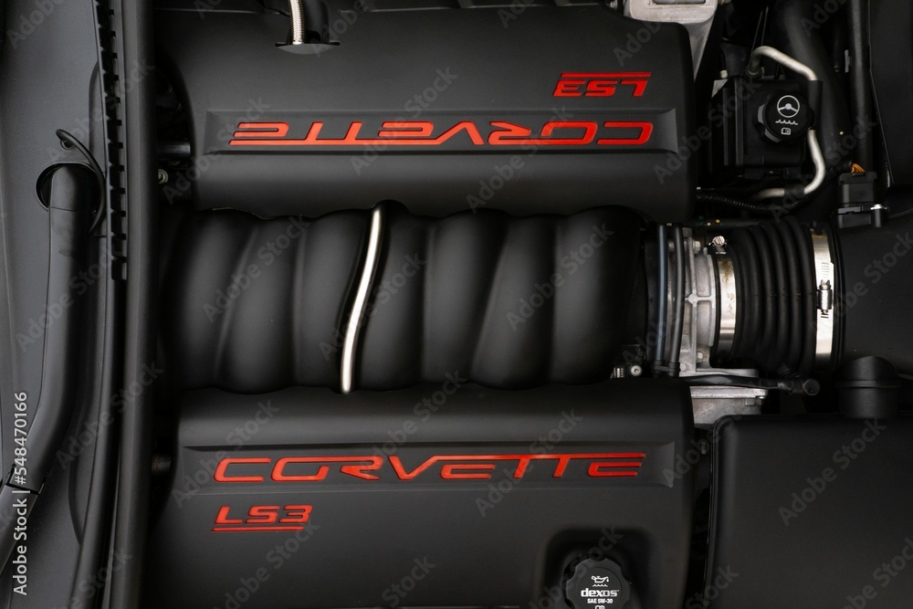 Corvette C6 Engine bay, engine cover in matte black with red lettering ...