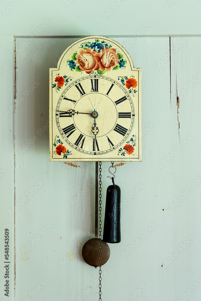 Foto de Historische Pendeluhr do Stock | Adobe Stock