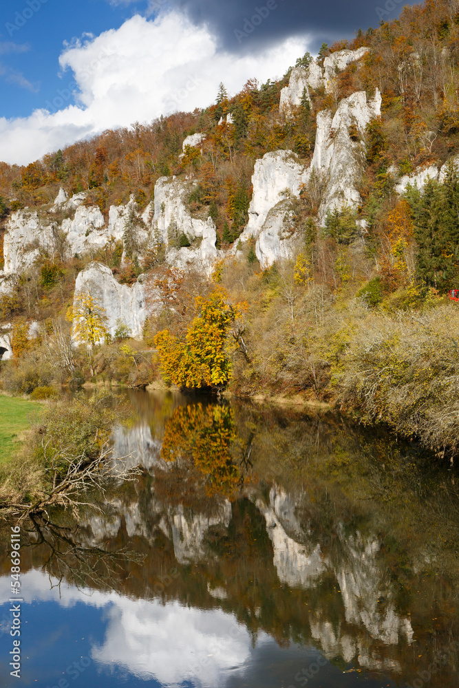 Obere Donau unweit von Gutenstein im Landkreis Sigmaringen (Schwäbische ...