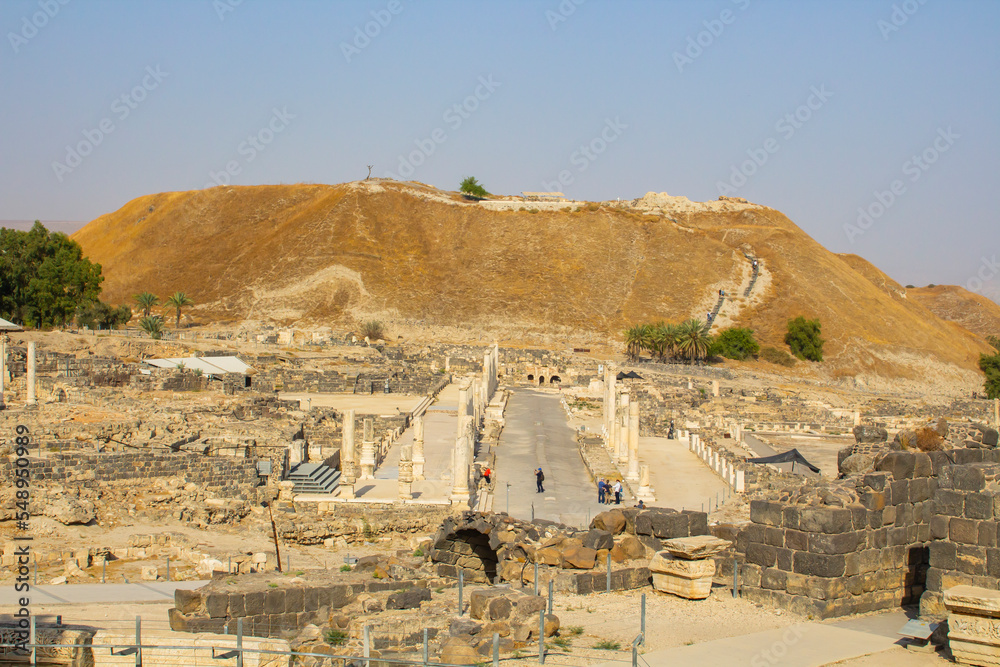 Ancient ruinns in Beth Shean National Park with Mount Gilboa, the ...