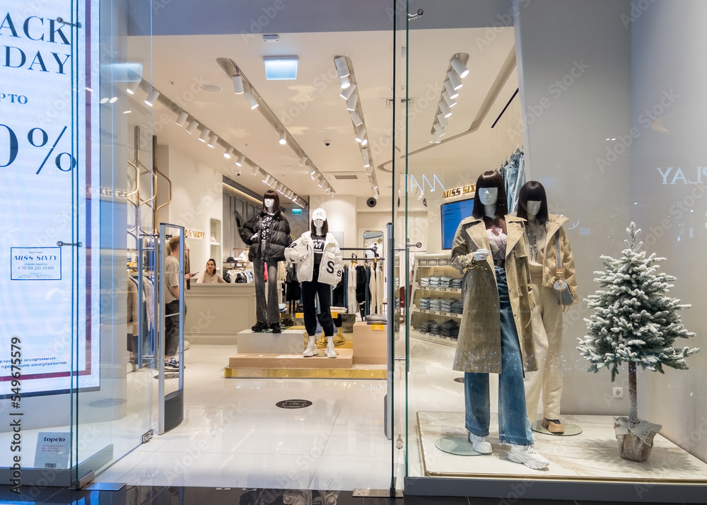 Moscow,Russia 12 11 2022 Clothes magazine shop in Paveletskaya plaza ...
