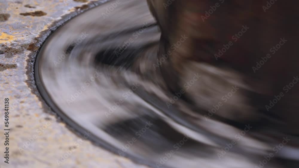 Drilling rig for drilling oil and gas wells, drilling a hole with a rig ...