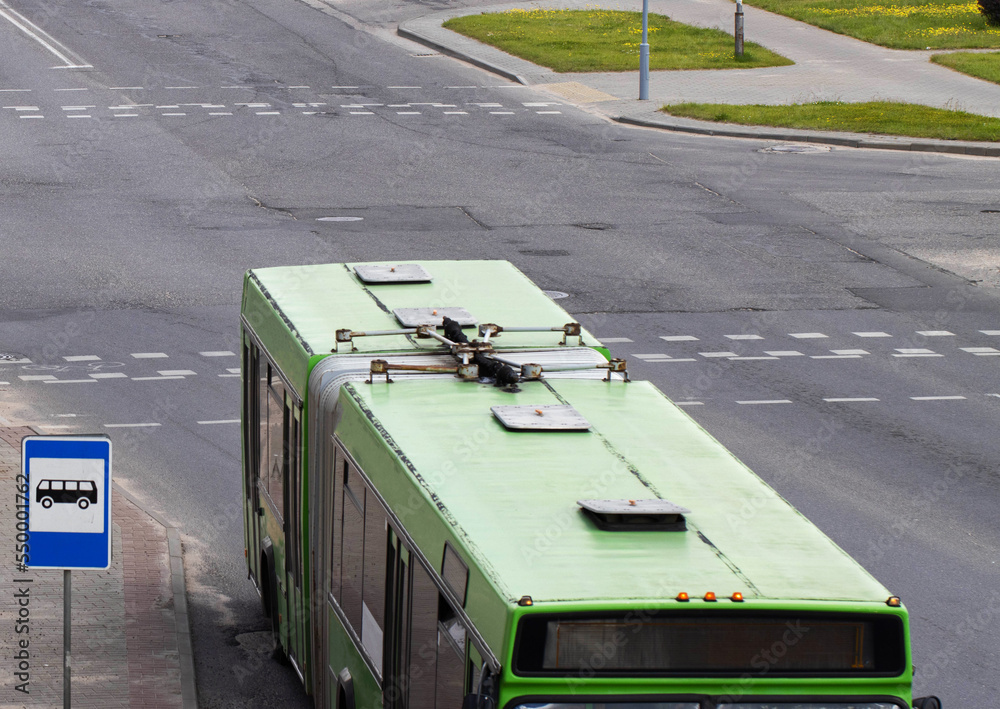 Long accordion bus for transporting people. Mounting system and tail ...