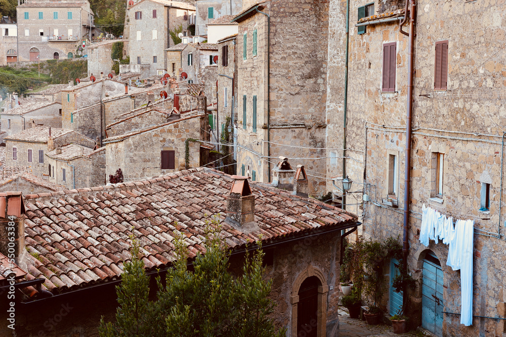 Sorano is a town and comune in the province of Grosseto, southern ...