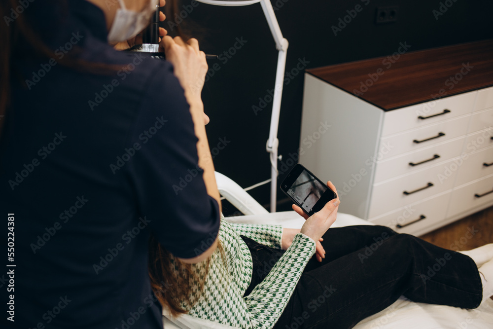 Diagnostic complex for microscopic examination of hair and skin of the ...