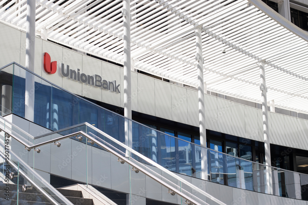 Fotka „Los Angeles, CA, USA - May 11, 2022: UnionBank logo is seen at ...