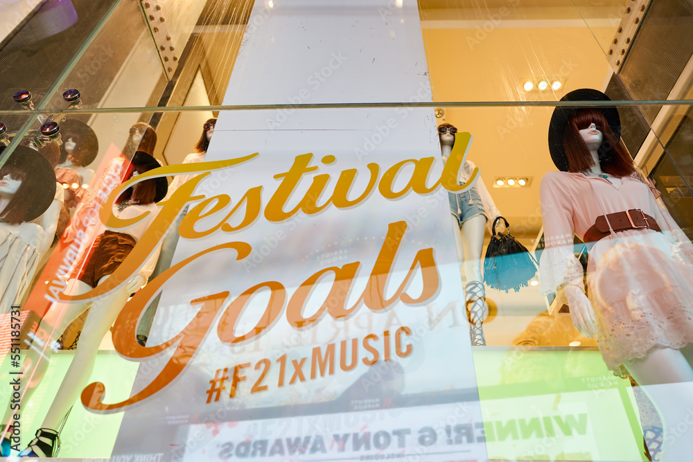 NEW YORK - MARCH 19, 2016: close up shot of Forever 21 storefront in ...