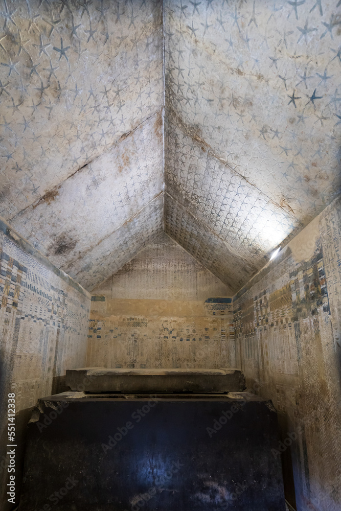 Inside the burial chamber in the Pyramid of Unas at the Step pyramid of ...