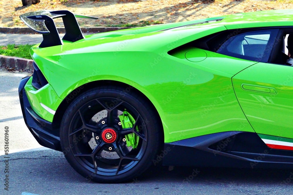 details of the green colored Lamborghini Huracan Performante supercar ...