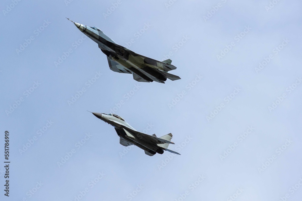 Formation flight by pair of fourth generation Su-35 (NATO - Flanker-E ...