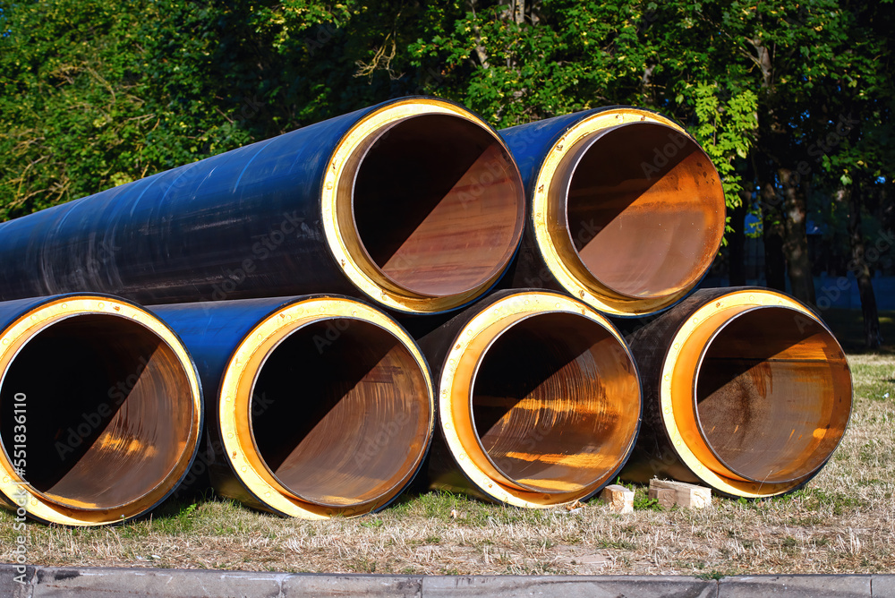 Insulated pipe, pipeline improvement. Large metal pipes covered thermal ...