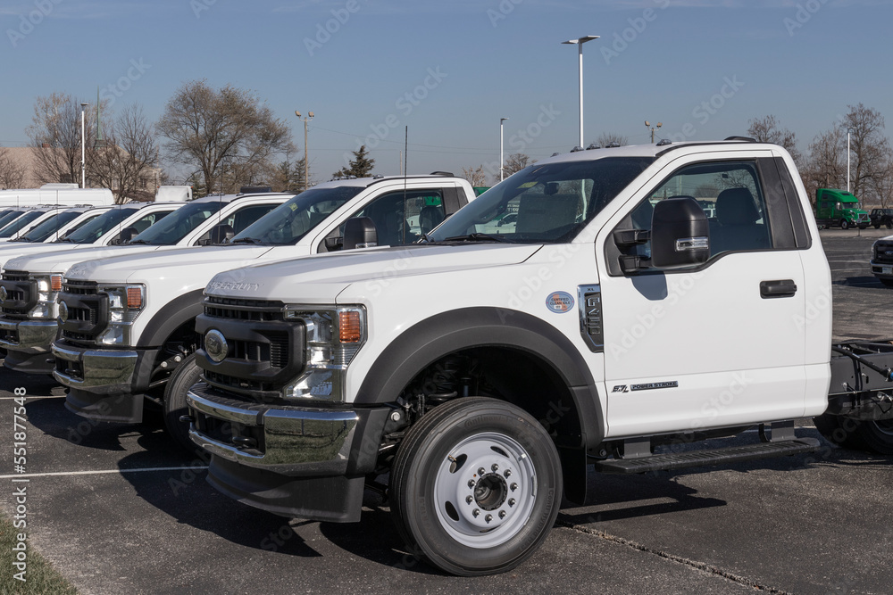 Ford F-450 display at a dealership. Ford offers the F450 in regular and ...