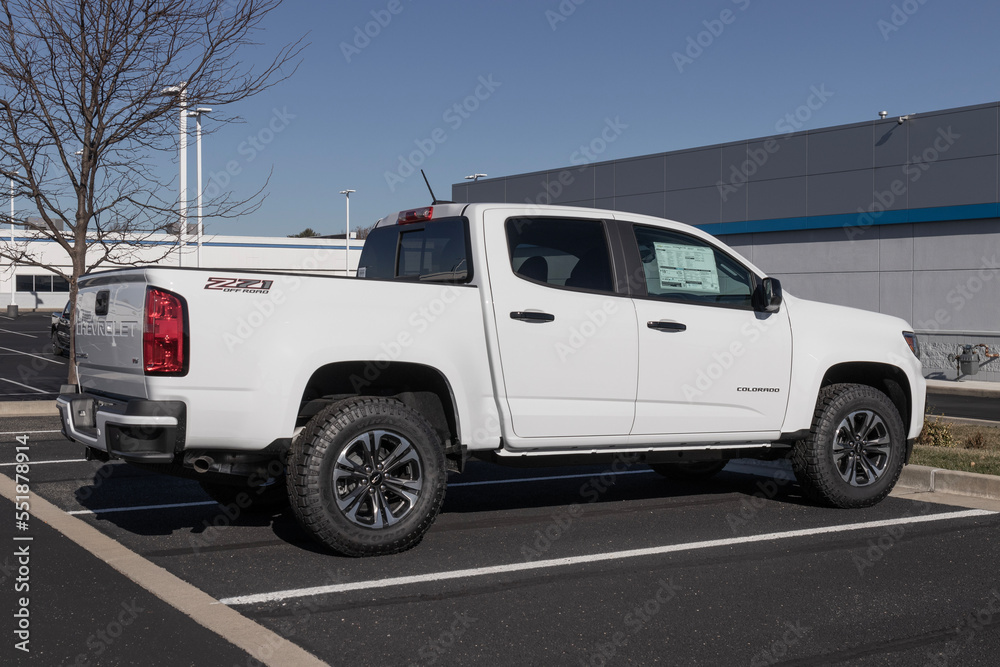Chevrolet Colorado pickup display. Chevy offers the Colorado in the ...