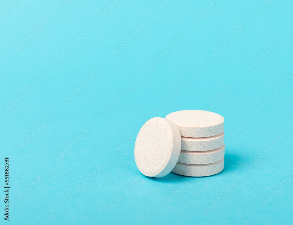 Multivitamin effervescent tablets. Soluble tablets of vitamin C ...