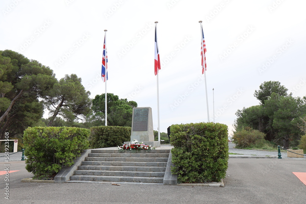 Mémorial du débarquement des troupes alliées en août 1944, ville de ...