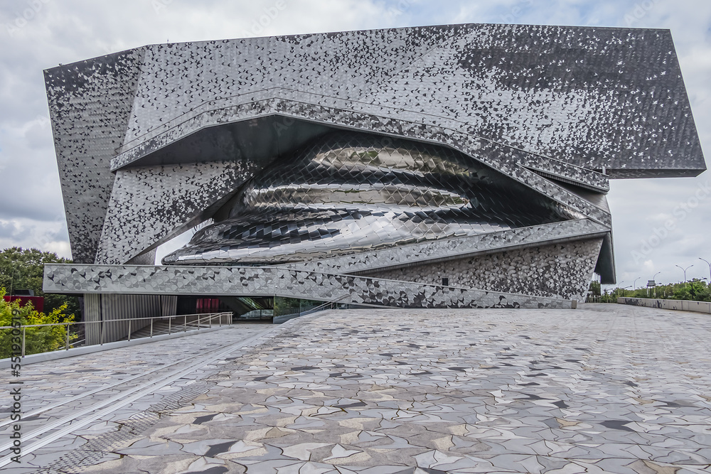 Exceptional architectural design of Paris Philharmonic (Philharmonie de ...