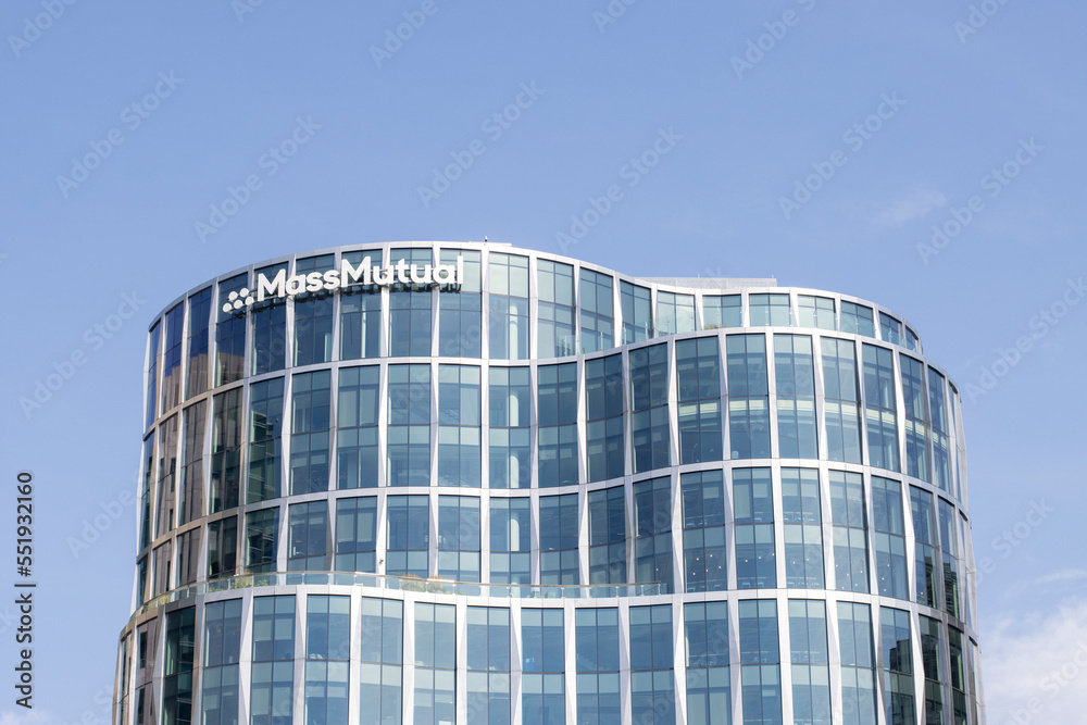Foto de Boston, MA, USA - July 1, 2022: MassMutual's new office in ...