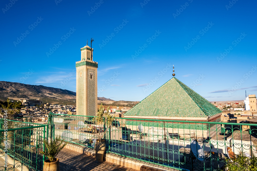 Famous al-Qarawiyyin mosque and University in heart of historic ...