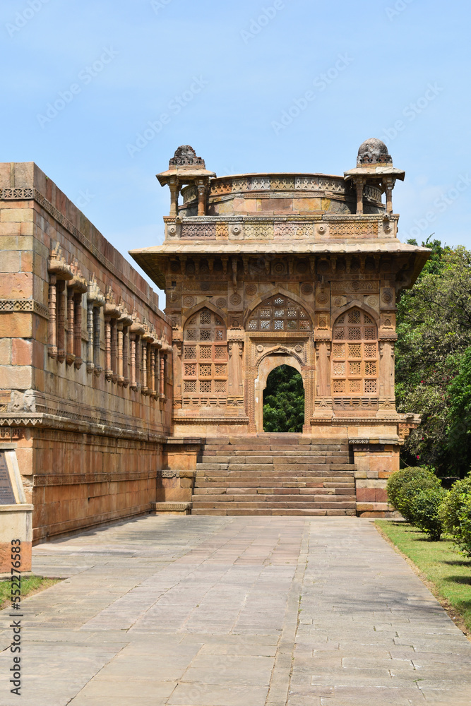 Jami Masjid, architectural archway with intricate stone carvings, built ...
