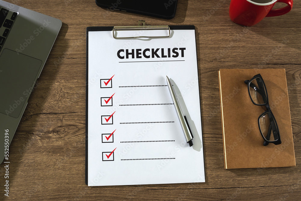 Checklist Notice Remember Planning Concept businessman writer checklist ...