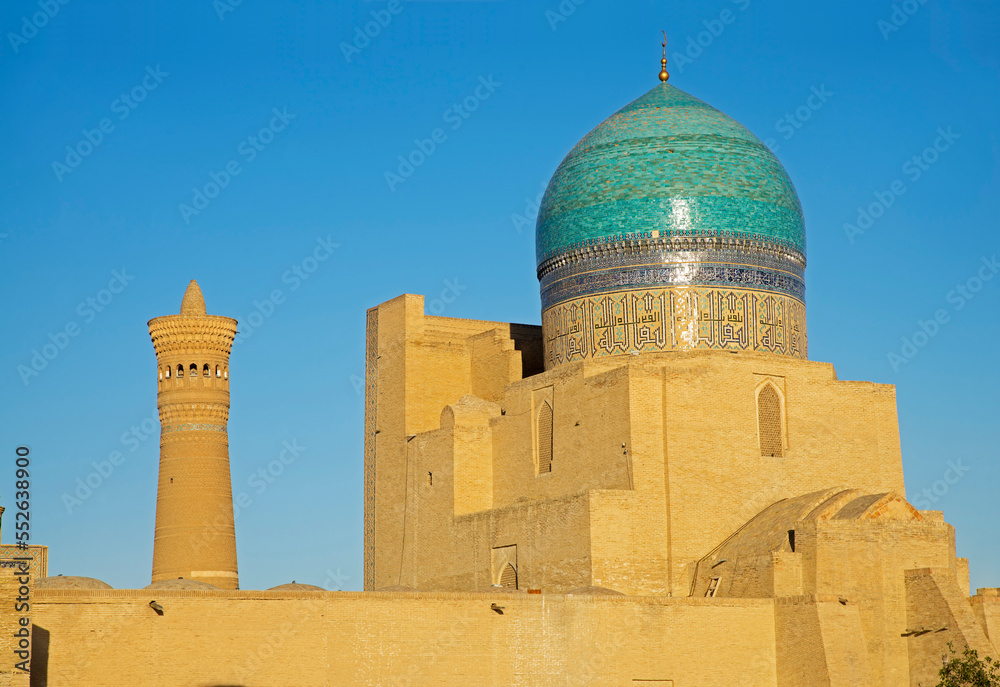 Foto de Kalan Mosque (Masjid-i Kalan) and Kalan Minaret of Po-i-Kalan ...
