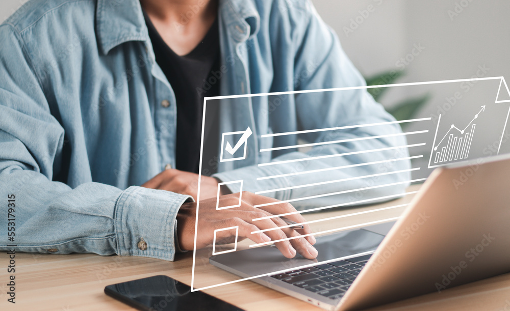 Foto de Businessman taking business questionnaire. Questionnaire with ...