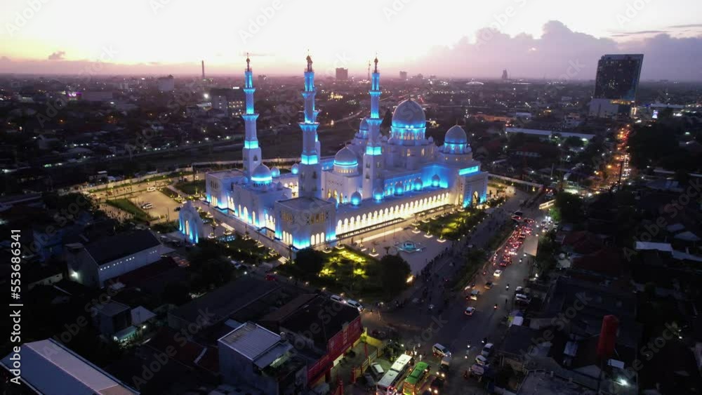 Masjid in Sunset. Sheikh Zayed Solo Mosque is a big Mosque in Surakarta ...