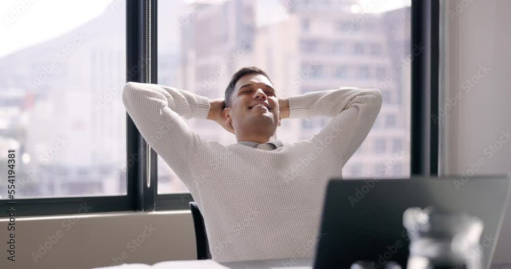 Vídeo do Stock: Laptop, business man and relax in office after ...