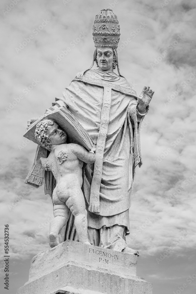 Padua, Veneto, Italy: Outdoor stone statue of Pope Eugene IV, born ...