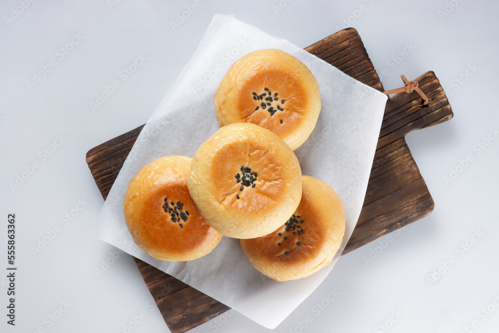 Roti Kacang Merah or Red Bean Bread is Japanese Round Bread called ...