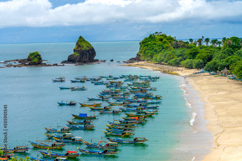 Landscape of Tanjung Papuma beach in Jember, the most beautiful beaches ...