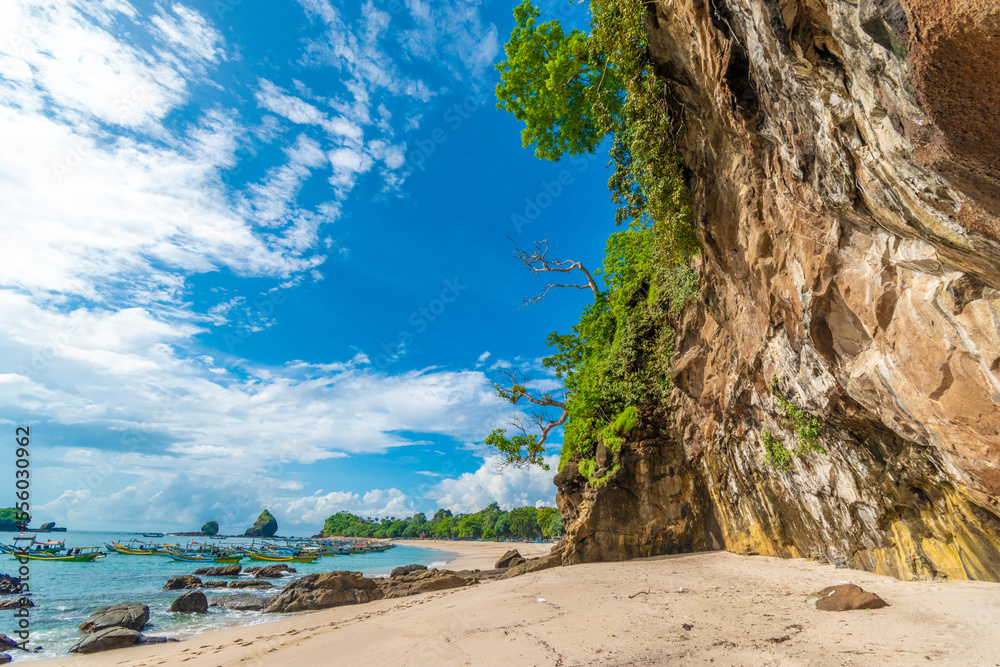 Landscape of Tanjung Papuma beach in Jember, the most beautiful beaches ...
