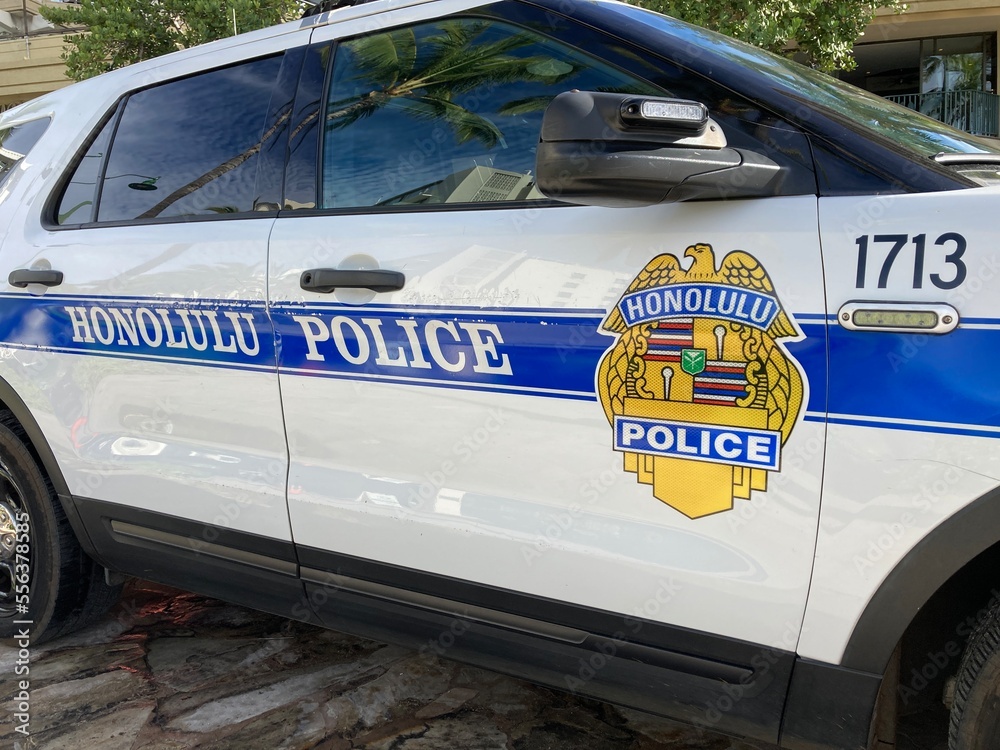 Honolulu Police Department police sign and badge on police car parked ...