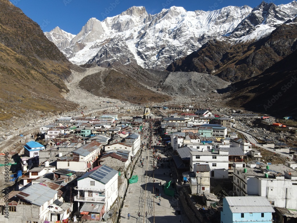 Kedarnath Temple and Mountains in the background Bird Eye View Stock ...
