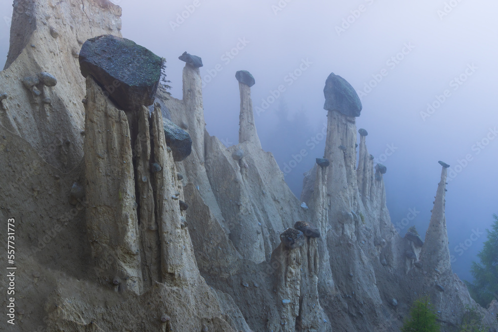 Earth pyramids of Platten (Erdpyramiden - Piramidi di Plata) near ...
