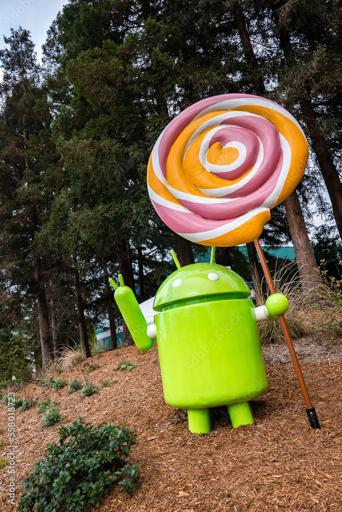 San Francisco, USA. September 20, 2022. Statue of Android Lollipop ...