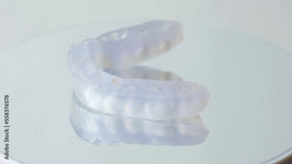 Dental mouthguard, splint for the treatment of dysfunction of the ...