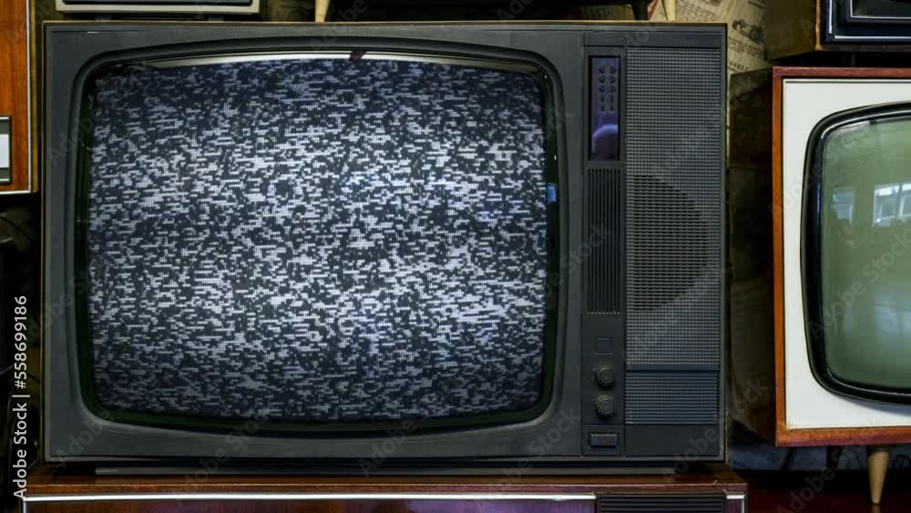 Old TV with grey interference screen. Static noise of 80s retro tv ...
