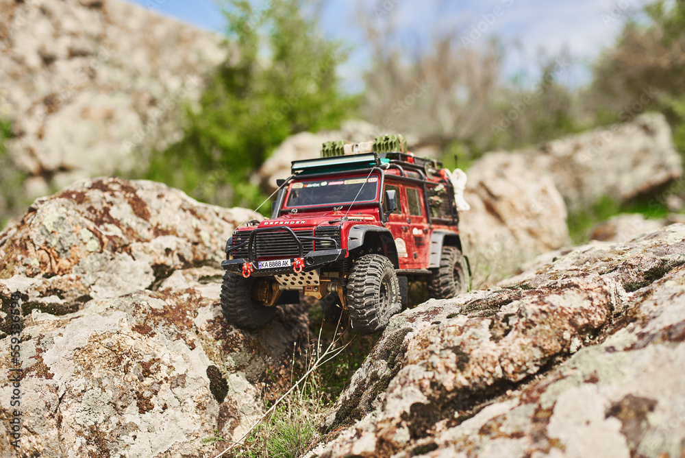 RC Car. Model Land Rover Defender 1:10. Machine trophy. Camel Trophy. A ...