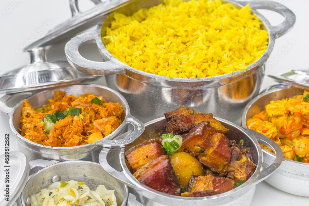 Plateau de plats de la cuisine créole réunionnaise Stock Photo | Adobe ...